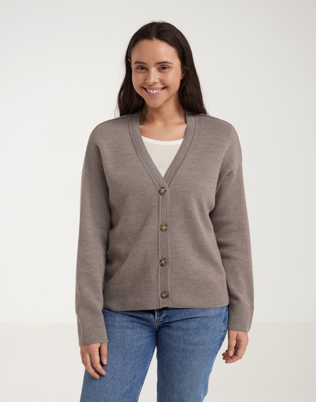 Kort cardigan i merinould til kvinder - Gratis Fragt - Dilling